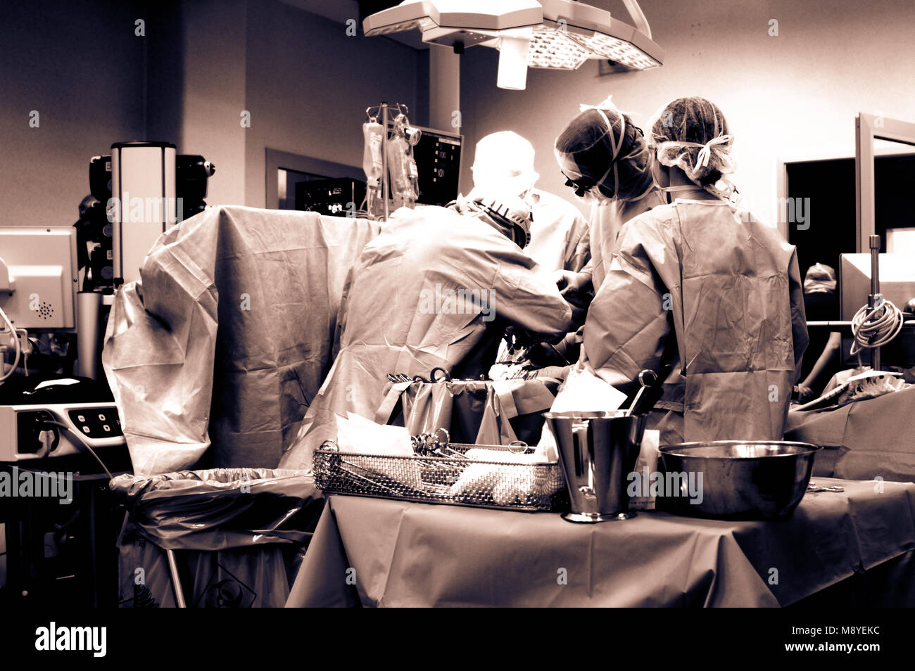 Surgeons at work Stock Photo - Alamy