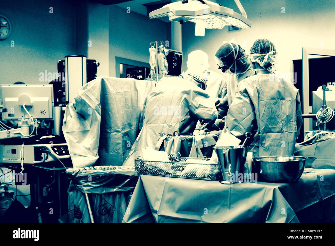 Surgeons at work Stock Photo - Alamy