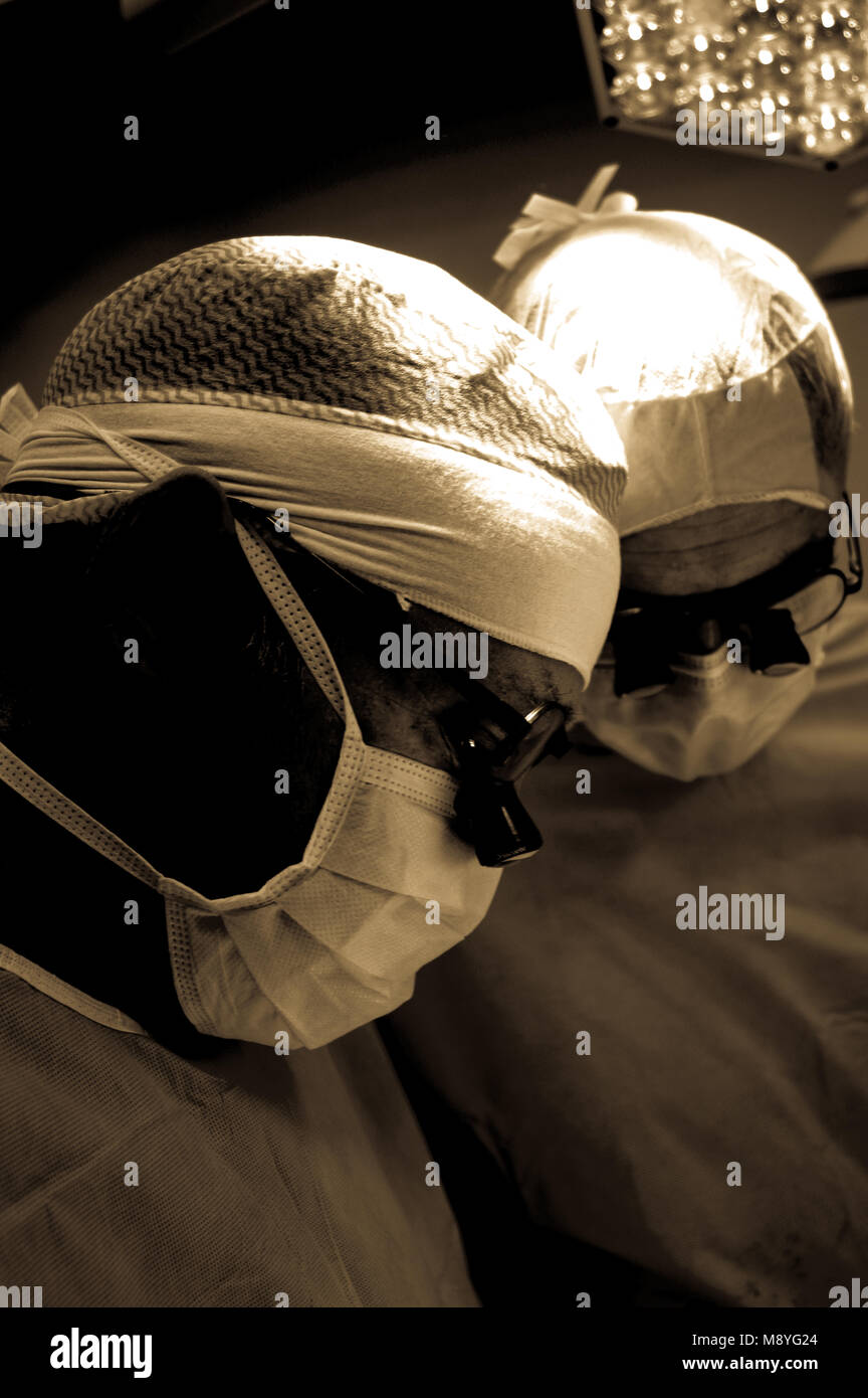 Surgeons at work Stock Photo - Alamy