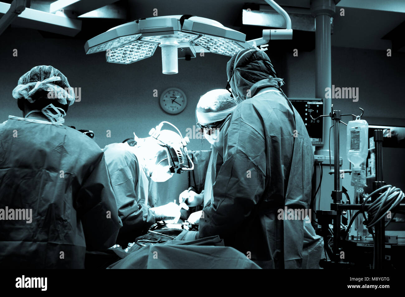 Surgeons at work Stock Photo - Alamy