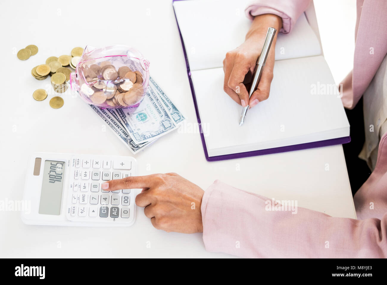business man counting money at the table, accounting concept Stock ...