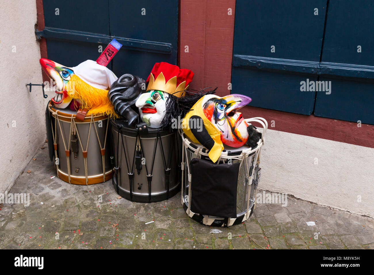 Larva mask hi-res stock photography and images - Alamy