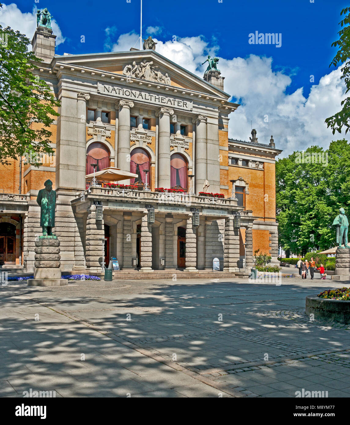 Nationaltheater national theater hi-res stock photography and images ...