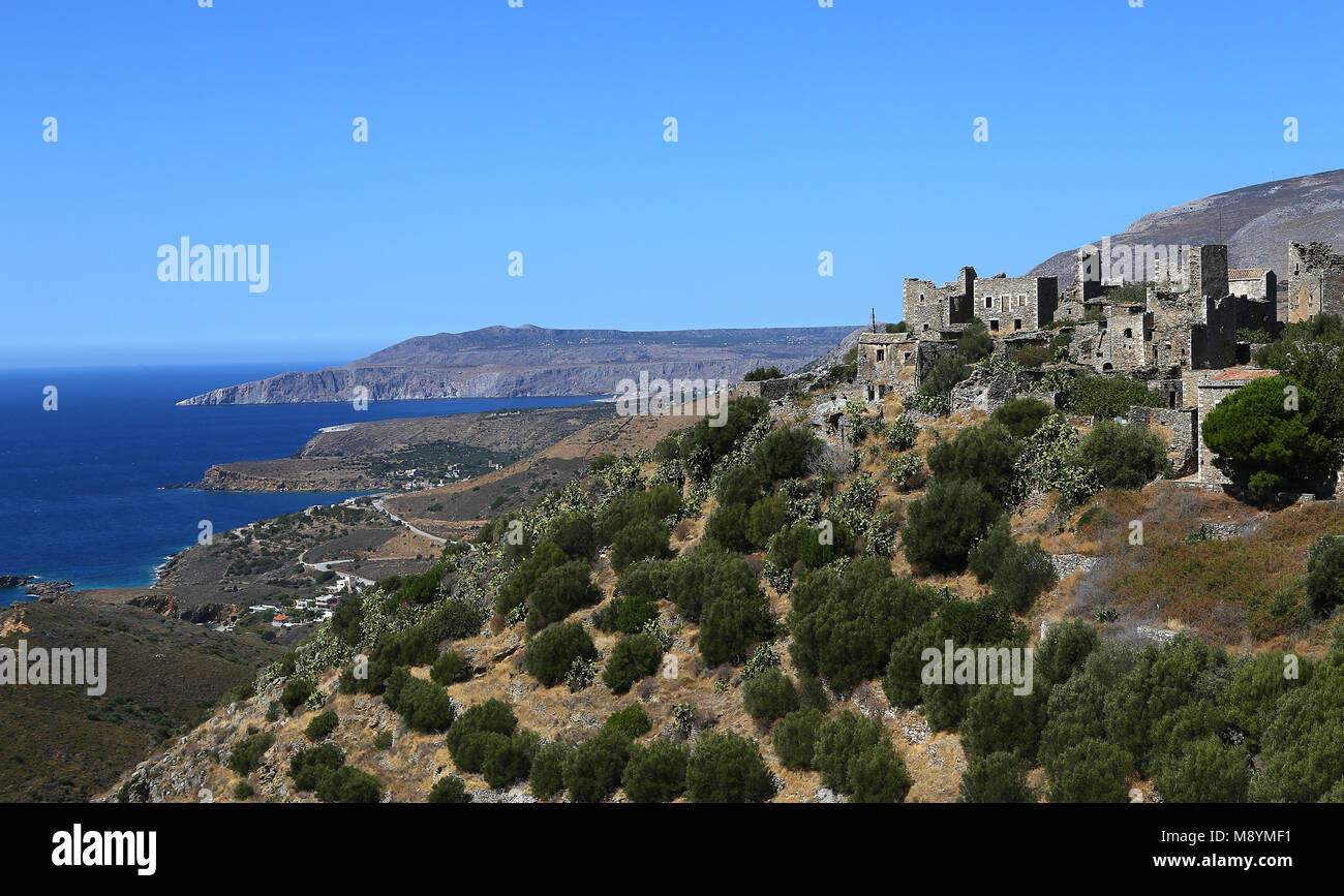 VATHEIA, GREECE, SEPTEMBER 16, 2017 : Fortified village of Vatheia ...