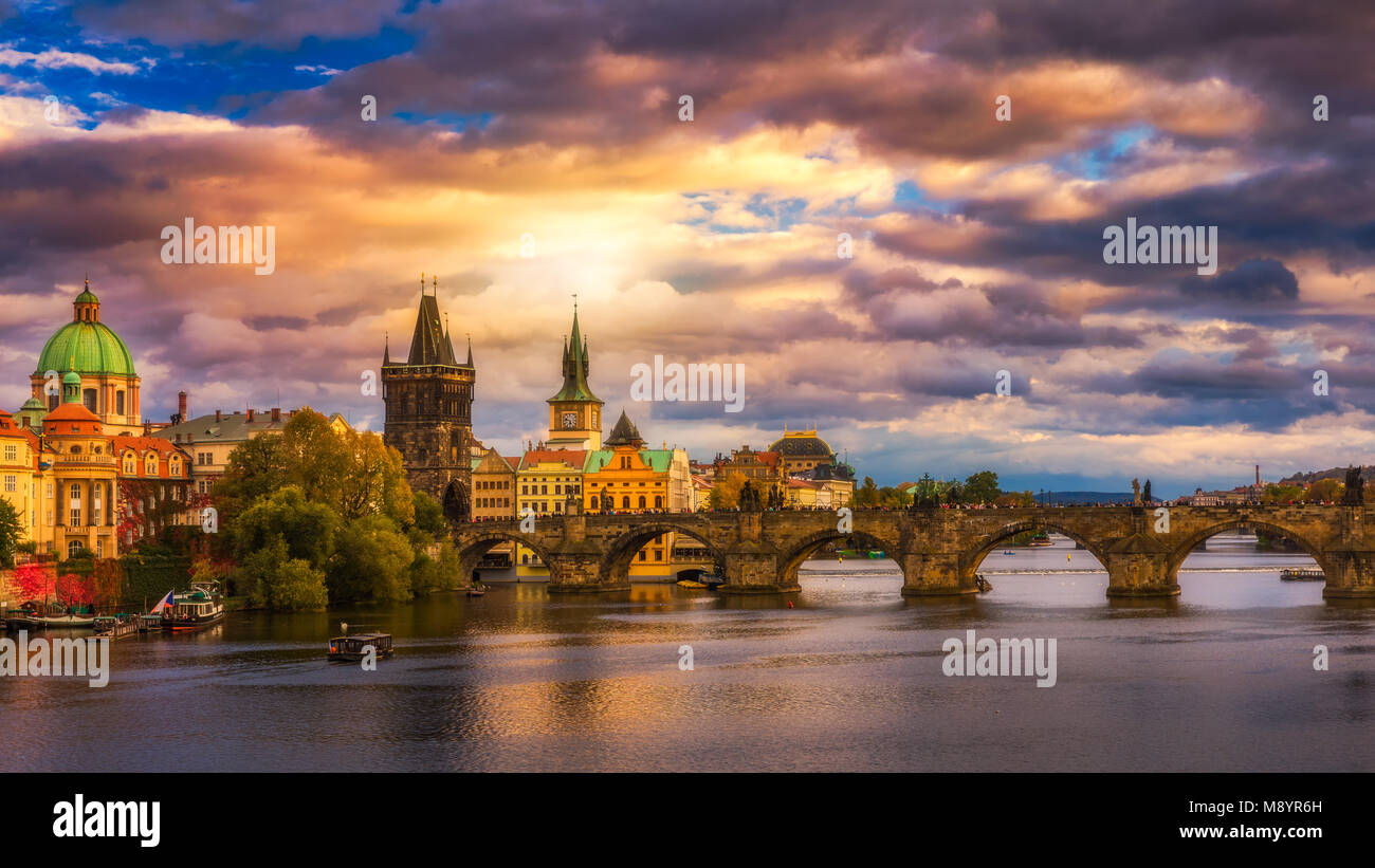 Famous Charles bridge in the sunset light, beautiful scenary and one of ...