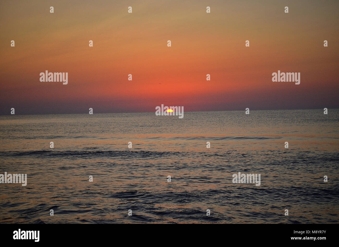 Early moments of sunrise Stock Photo - Alamy