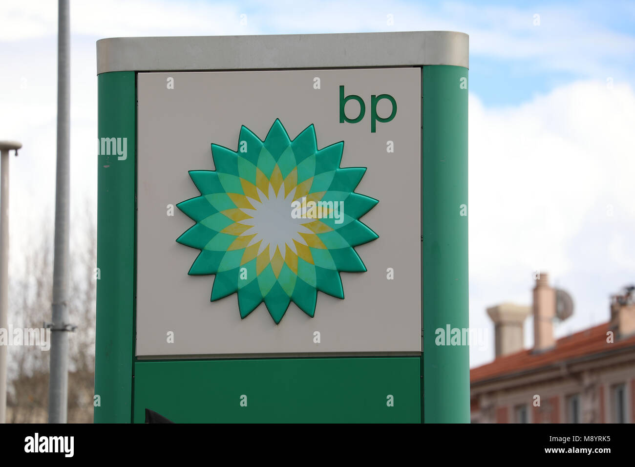 Petrol station logo hi-res stock photography and images - Alamy