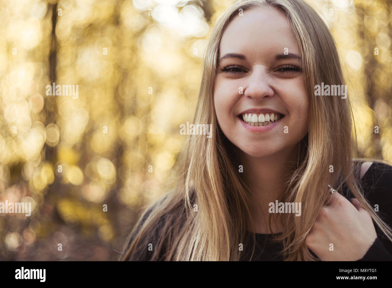 Wide smile hi-res stock photography and images - Alamy