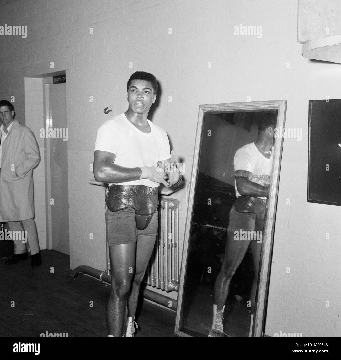 American boxer Cassius Clay Aka (Muhammad Ali) training for his non ...
