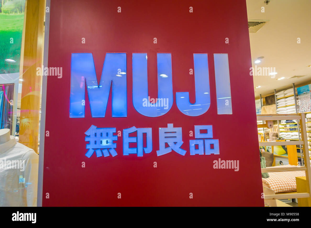 Mrt sign thailand hi-res stock photography and images - Alamy