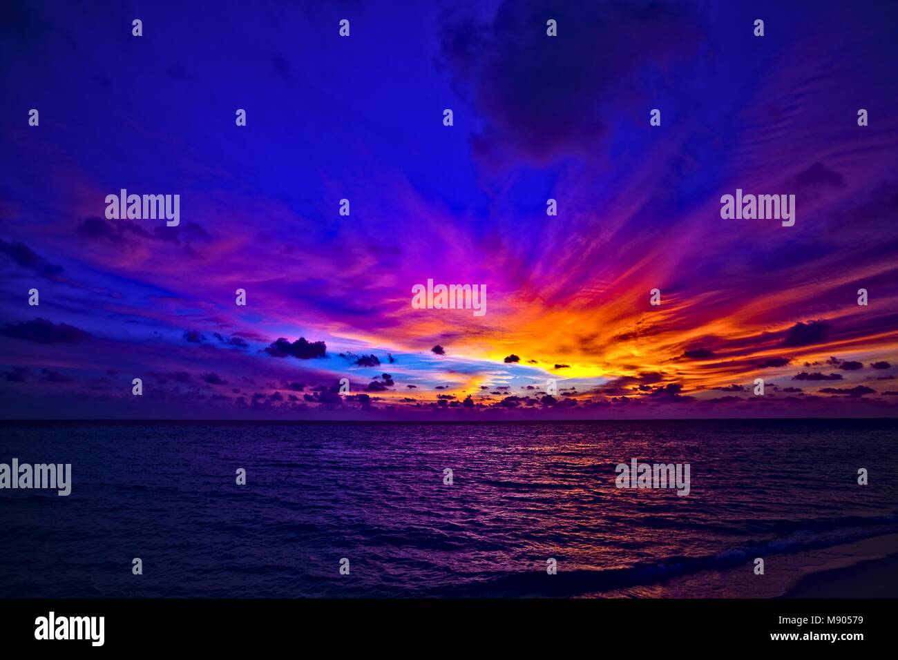 Dream sunset in the Indian Ocean, Maldives Stock Photo - Alamy
