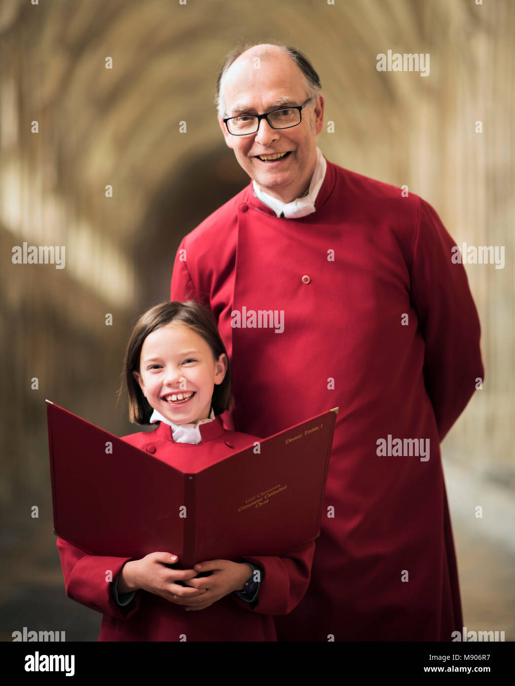 Gloucester cathedral choir hi-res stock photography and images - Alamy