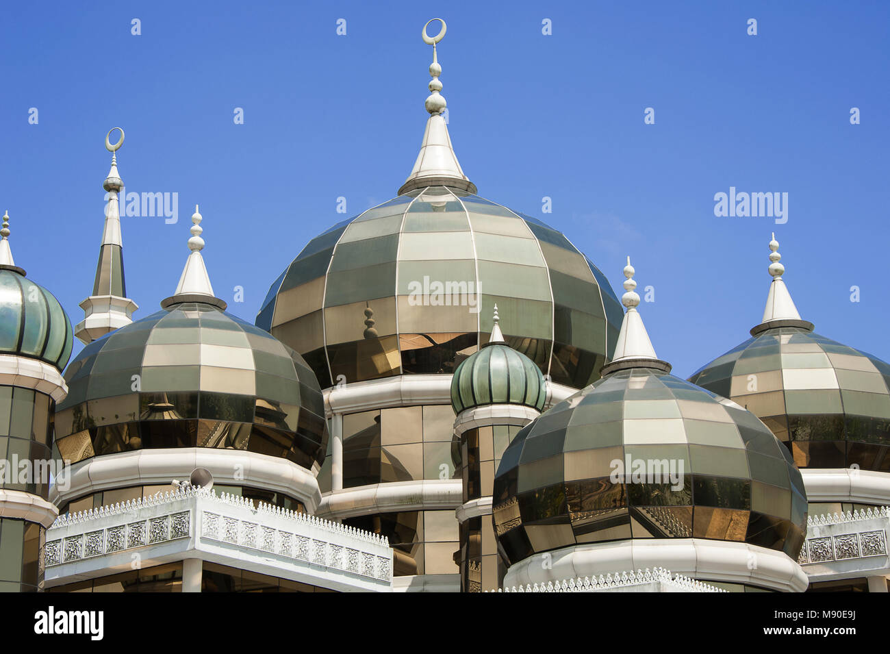 The Crystal Mosque (Masjid Kristal) in Koala Terengganu, Malaysia ...