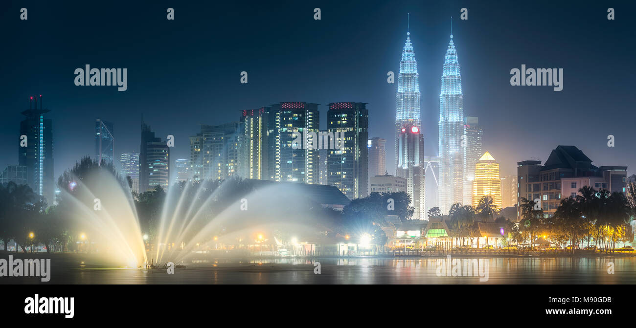 Night scenery view of Kuala Lumpur skyline Stock Photo - Alamy