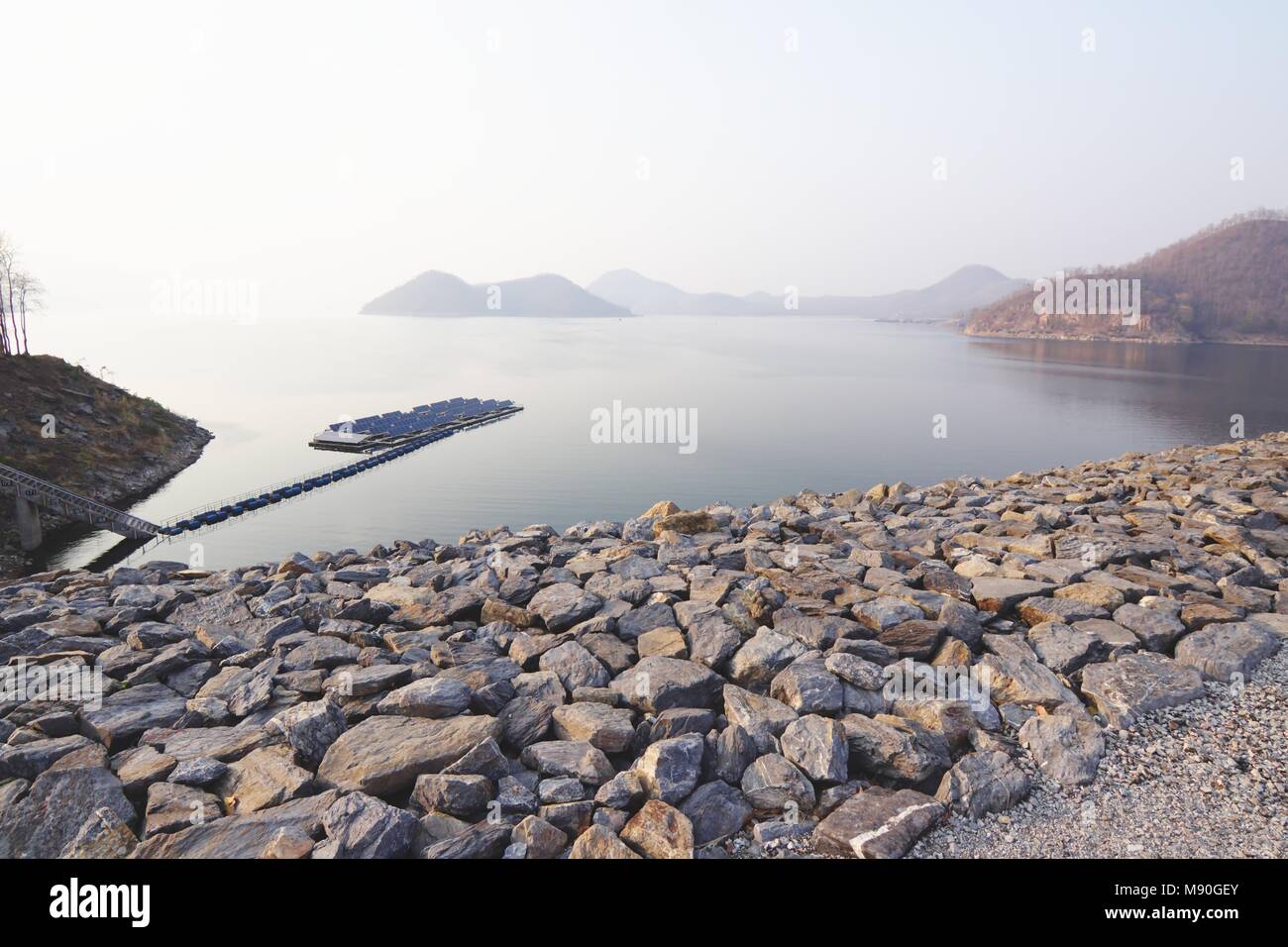 Srinagarind dam and a solar farm in the reservoir Stock Photo - Alamy