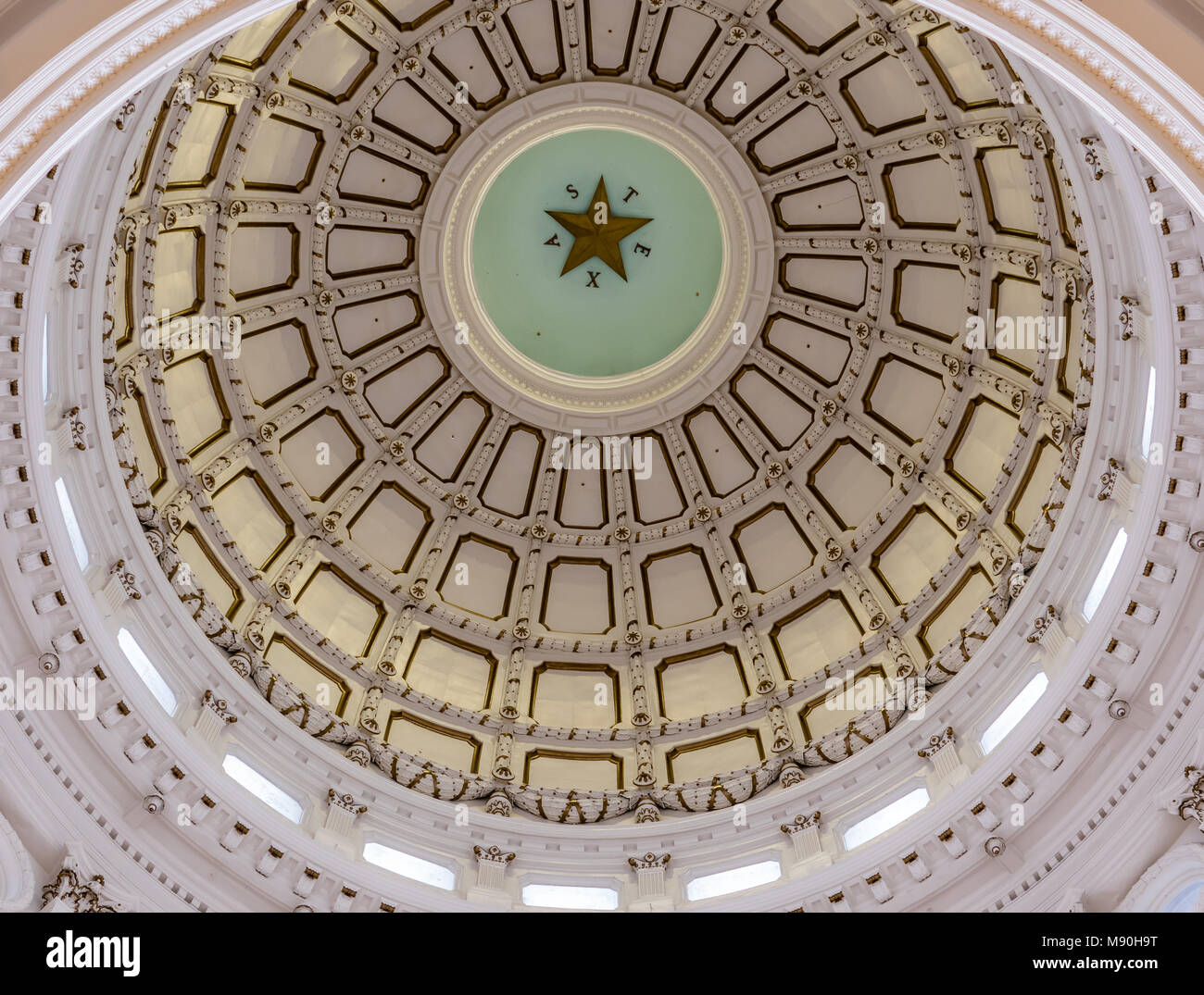 Texas state capitol building interior hi-res stock photography and ...