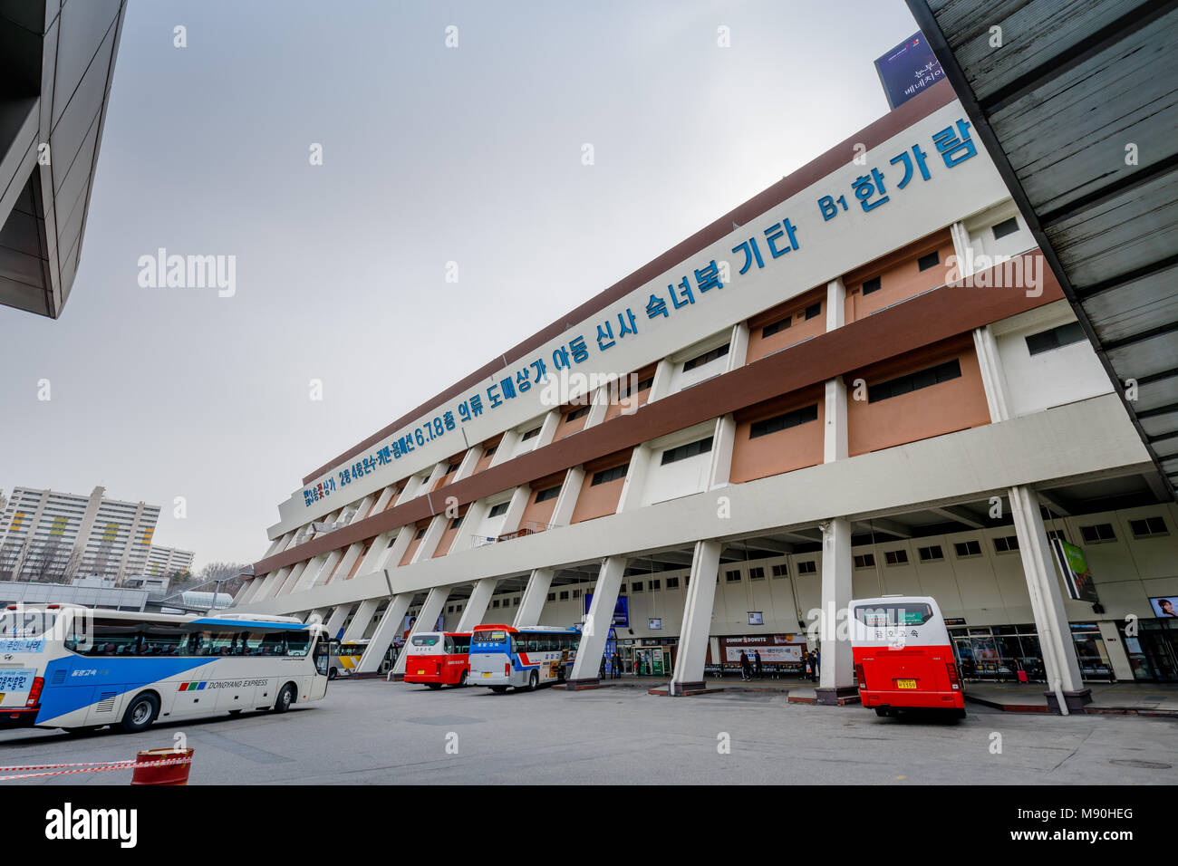 Seoul, South Korea - March 7, 2018 : Facadde of Seoul Express Bus ...