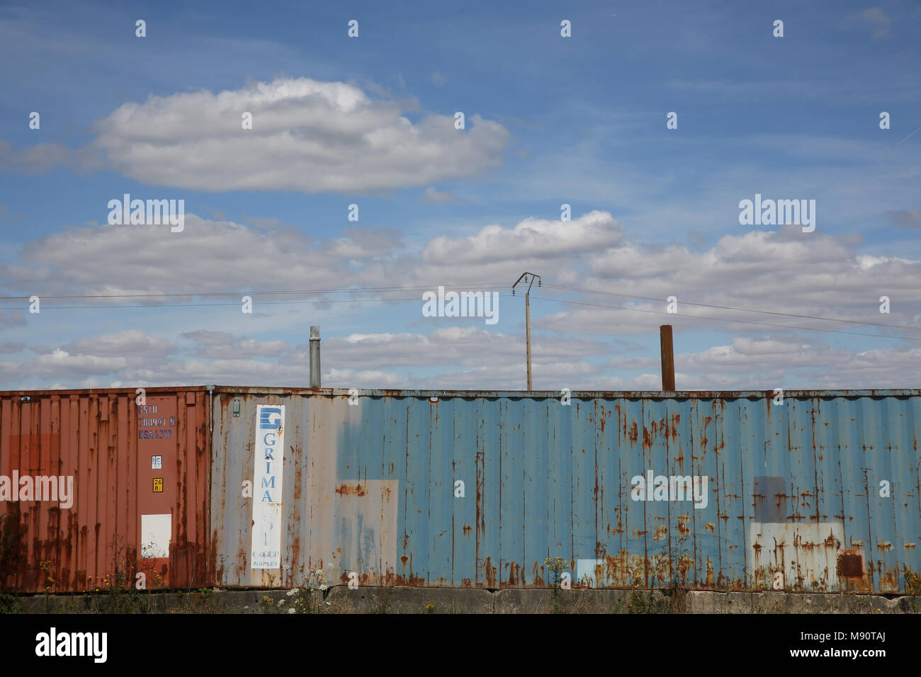 Wall Of Containers High Resolution Stock Photography and Images - Alamy