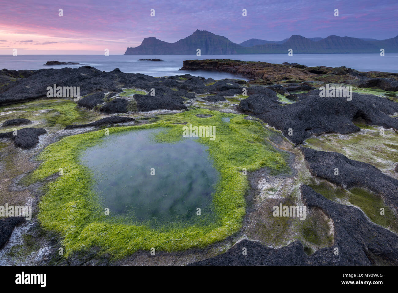 Rock pools hi-res stock photography and images - Alamy