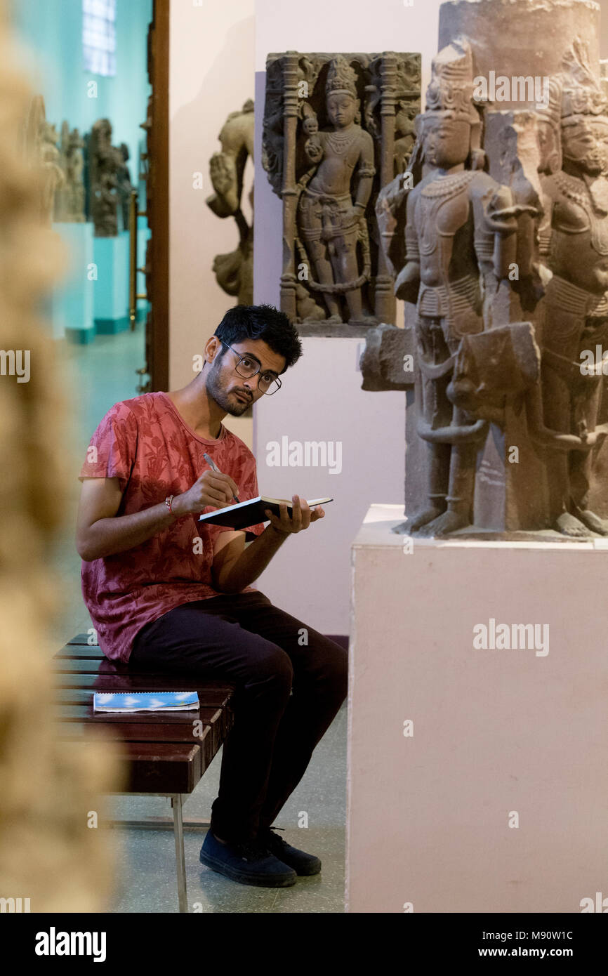 National museum of India, Delhi. Student drawing. India Stock Photo - Alamy