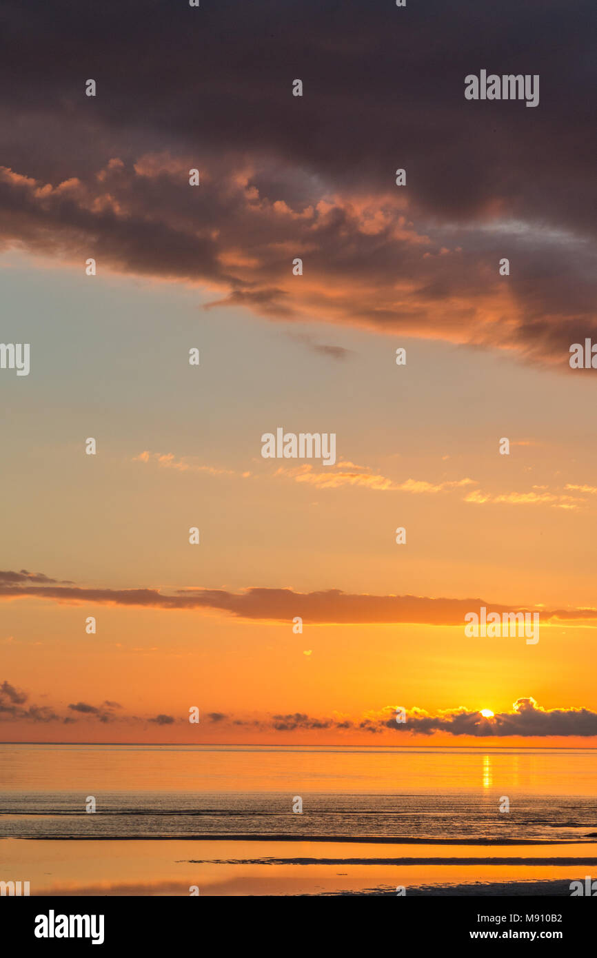 August sunset hi-res stock photography and images - Alamy