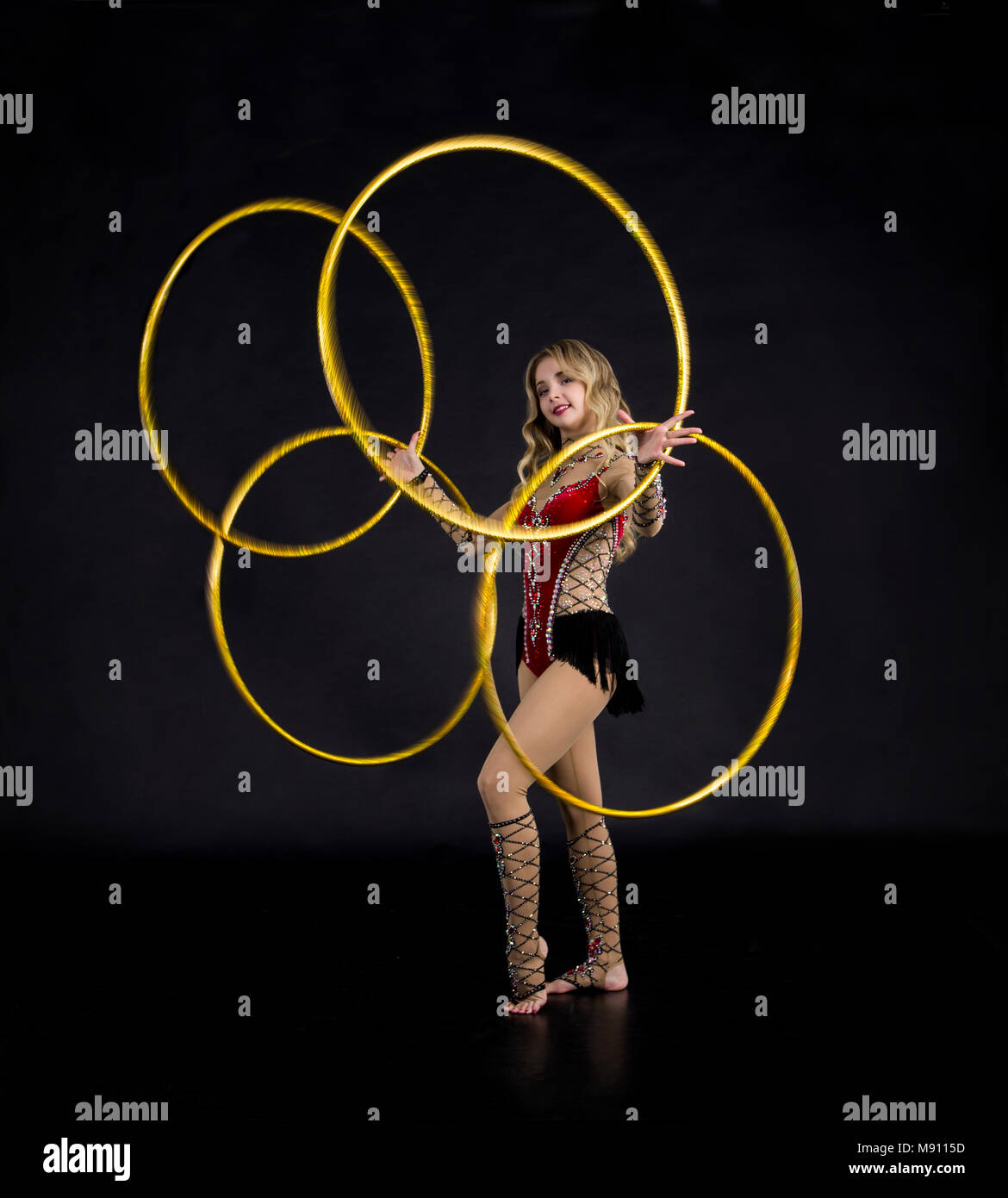 Circus Contortionist High Resolution Stock Photography and Images - Alamy