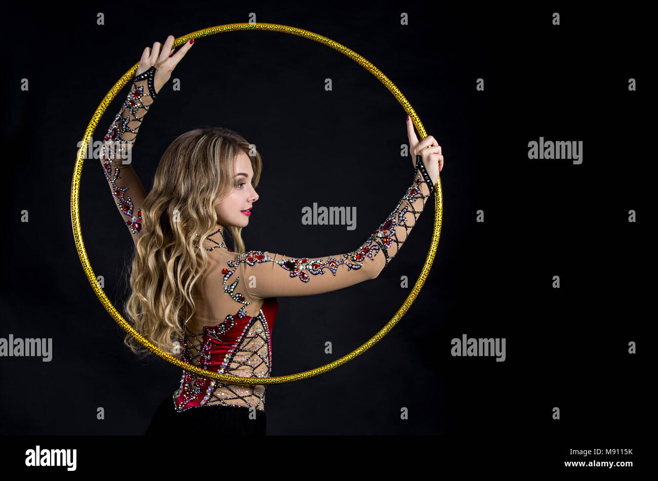 Female contortionist hi-res stock photography and images - Alamy