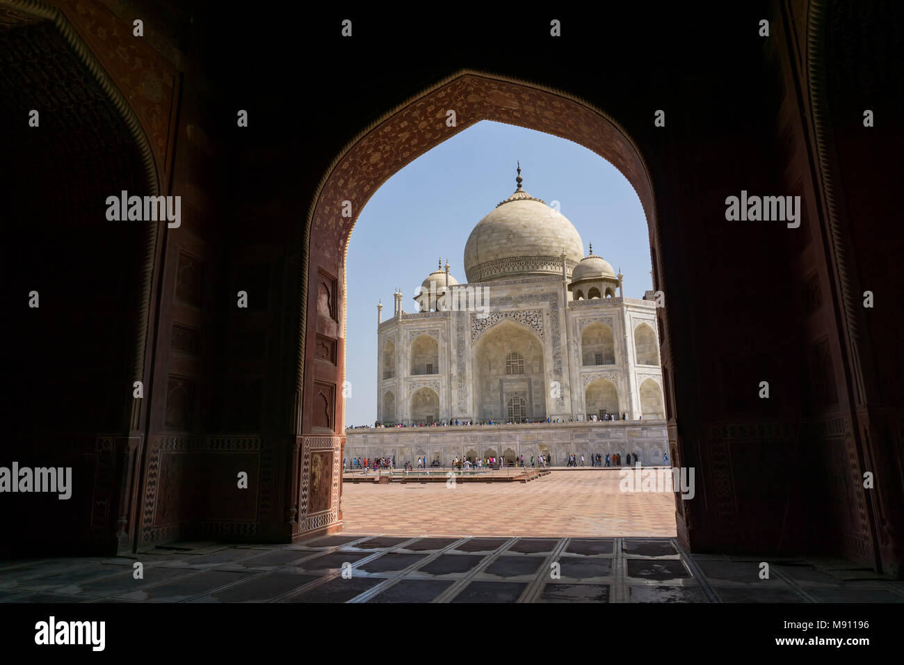 Taj mahal hi-res stock photography and images - Alamy