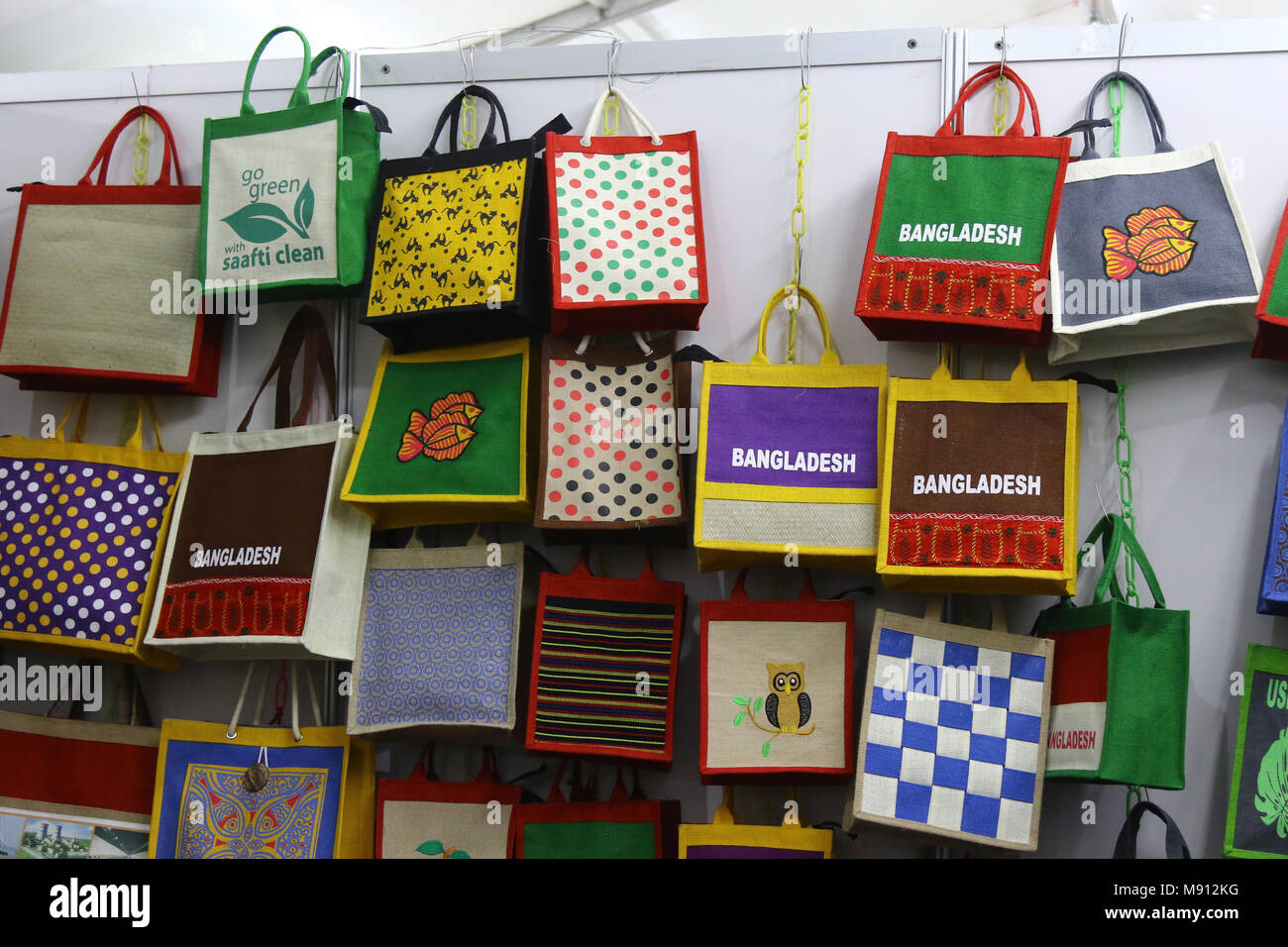 Jute bag bangladesh hi-res stock photography and images - Alamy