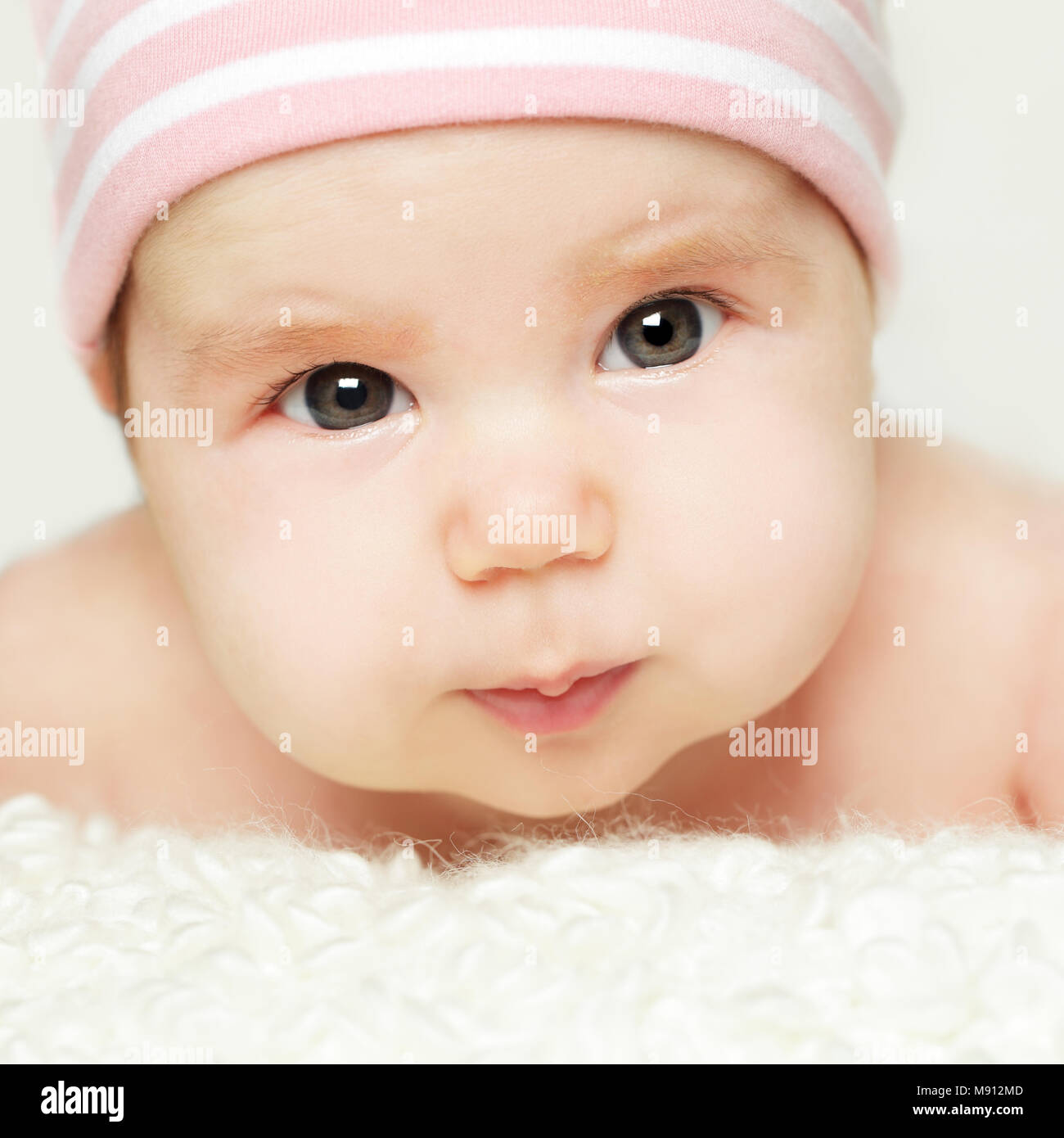 Little baby girl - face closeup Stock Photo - Alamy