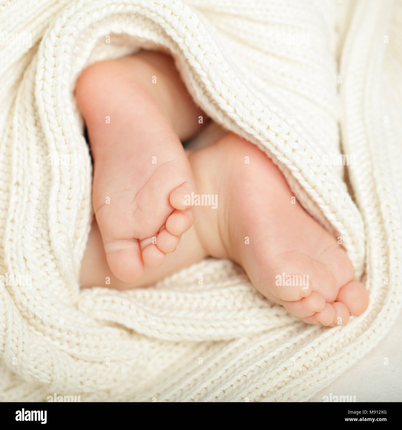 Newborn feet, macro Stock Photo - Alamy