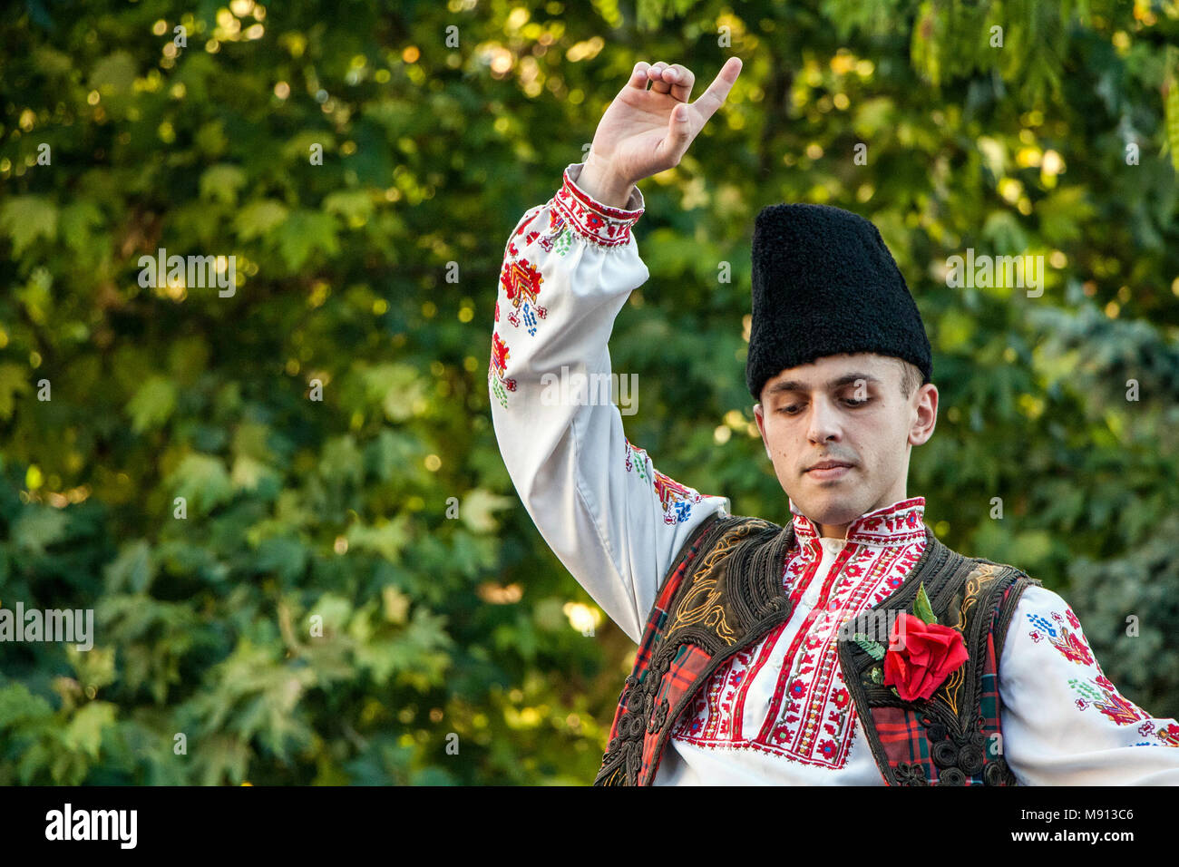 Bulgaria bulgarian national costume hi-res stock photography and images ...
