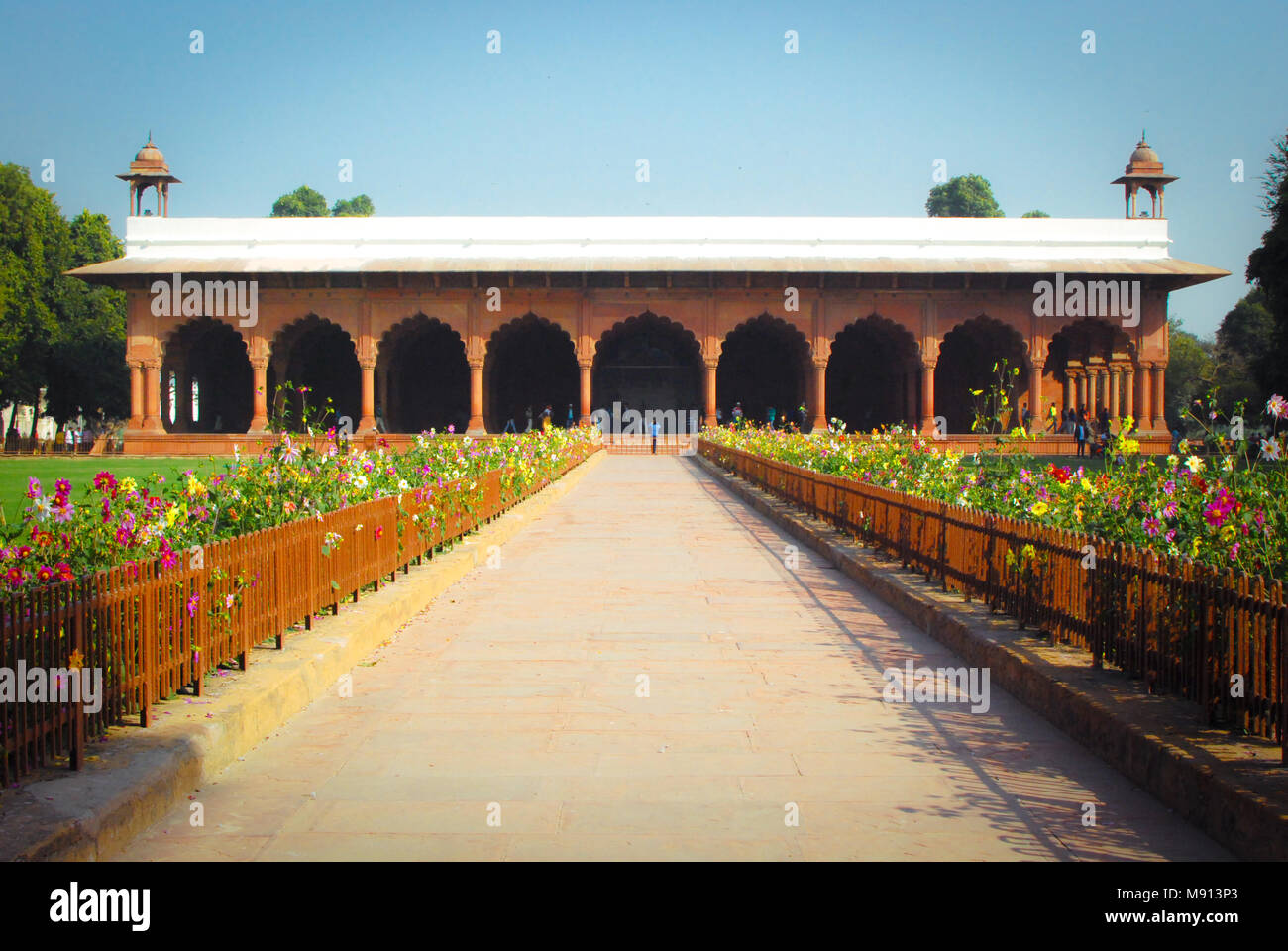 Red fort monuments hi-res stock photography and images - Alamy
