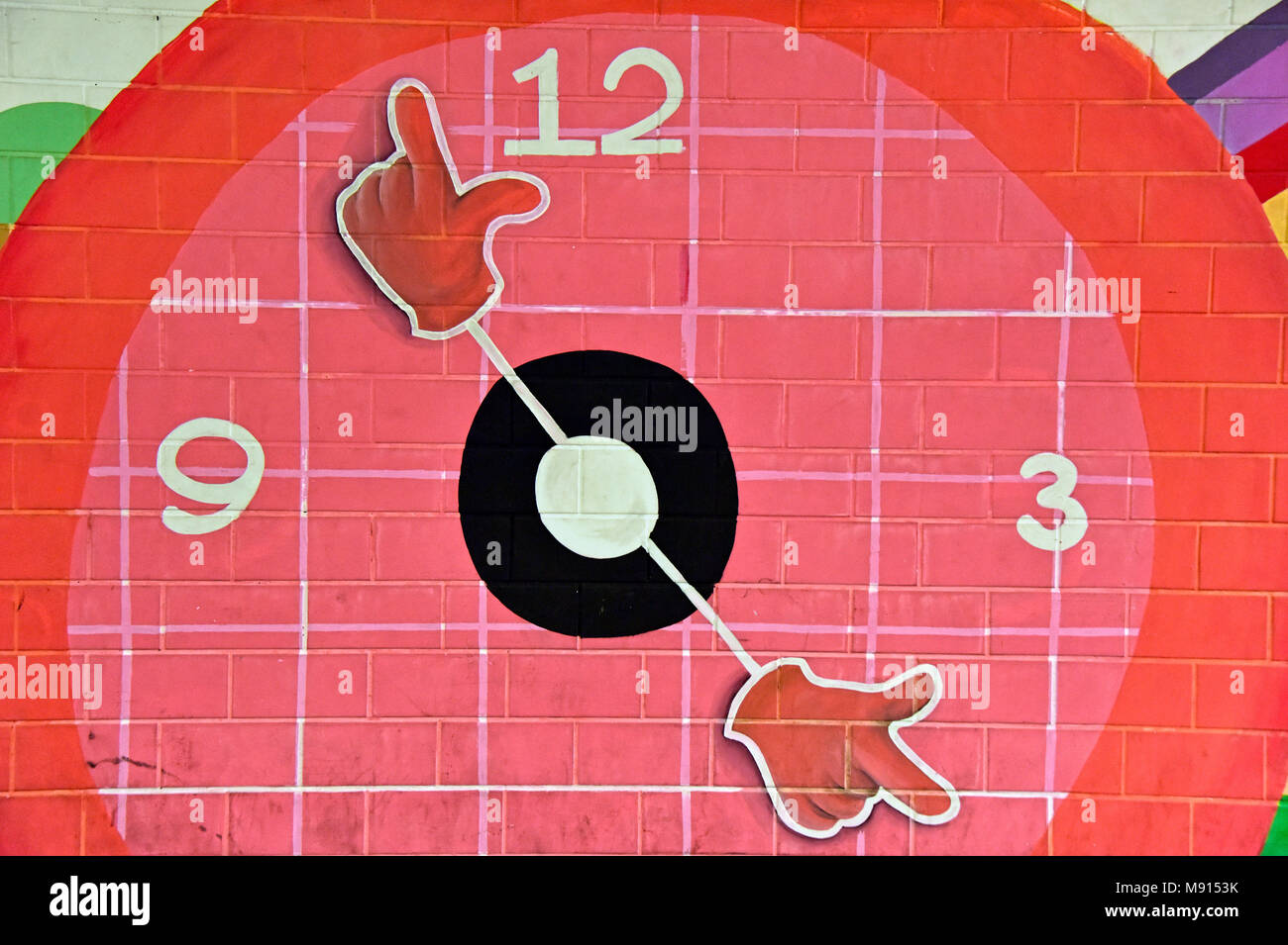 Time hands hi-res stock photography and images - Alamy