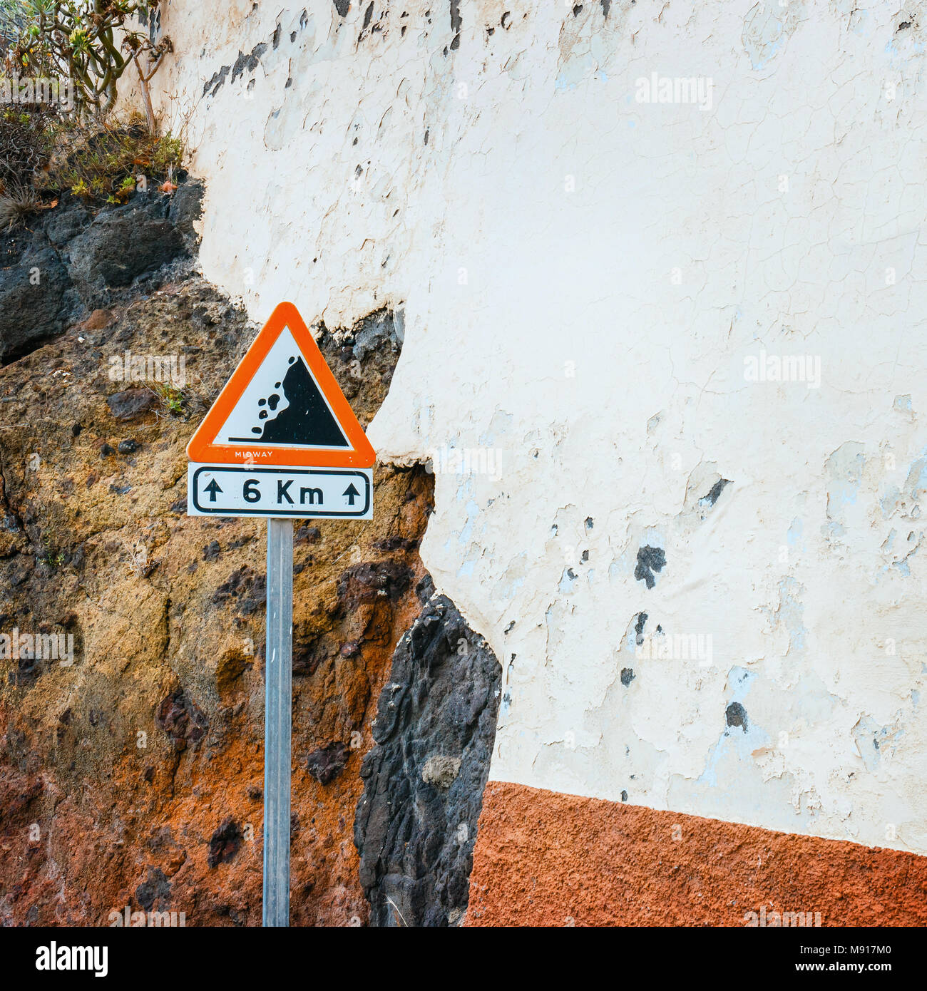 Road warning sign, falling stones, Tenerife, Spain Stock Photo - Alamy