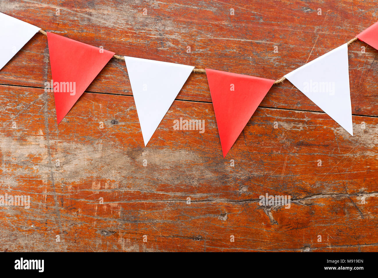 Party decorations bunting hi-res stock photography and images - Alamy