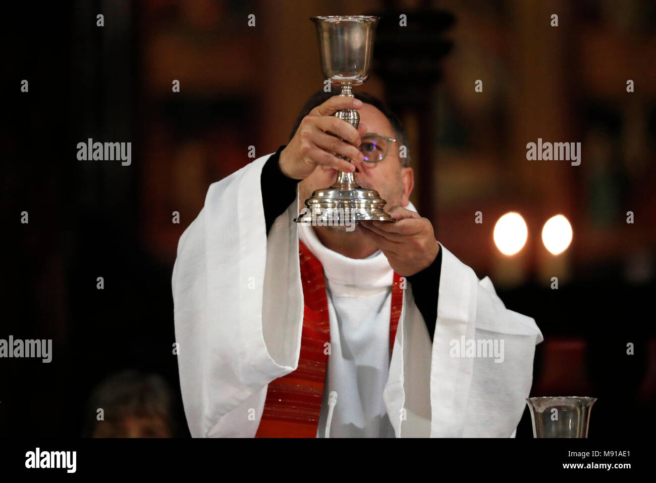 Holy Communion High Resolution Stock Photography and Images - Alamy