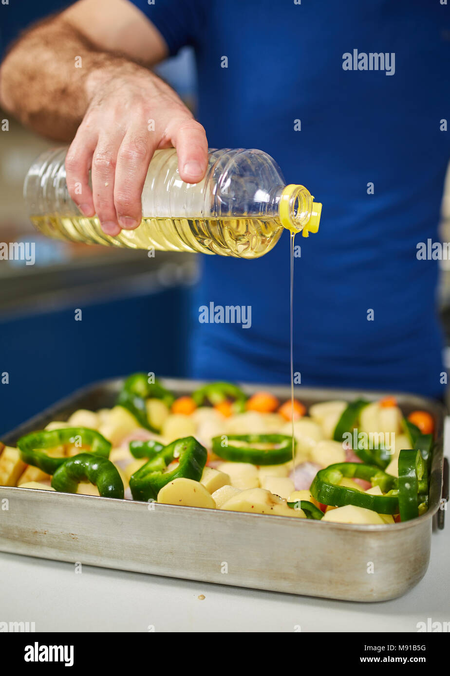 Cooking oil drums hi-res stock photography and images - Alamy