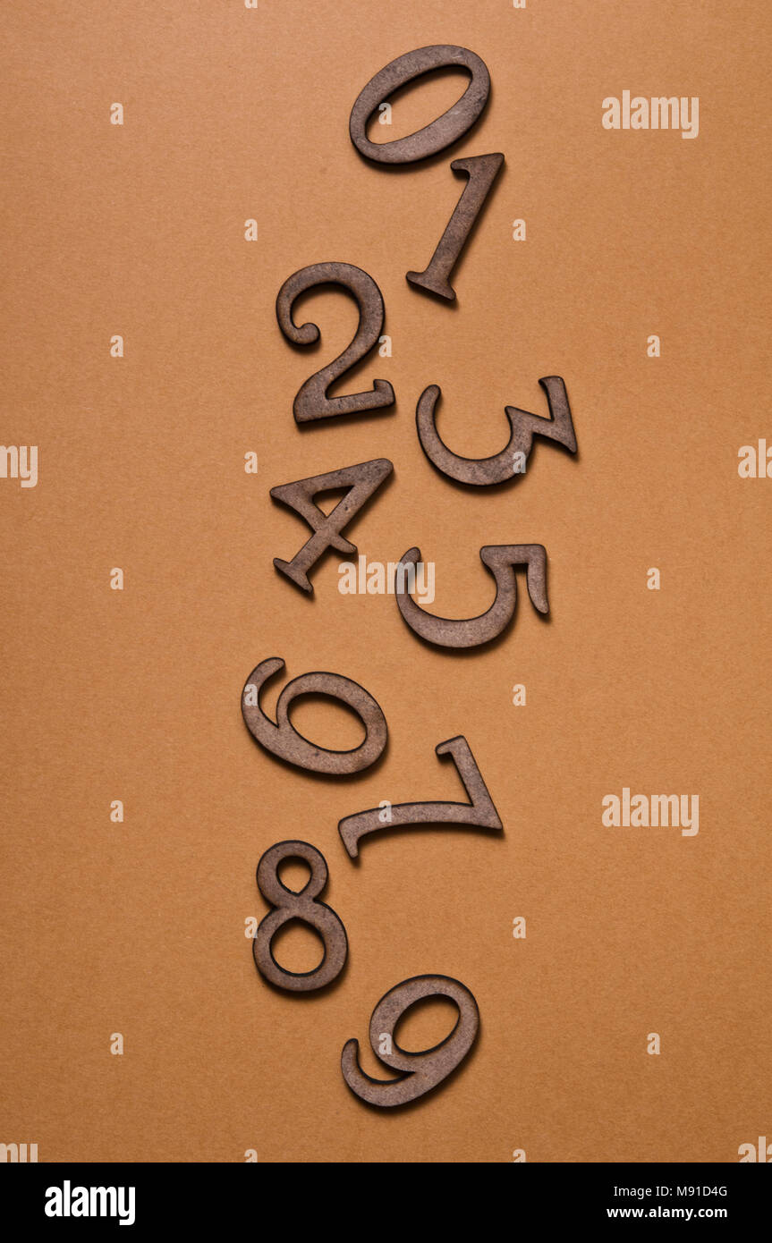 wooden number one to nine in sequence Stock Photo - Alamy