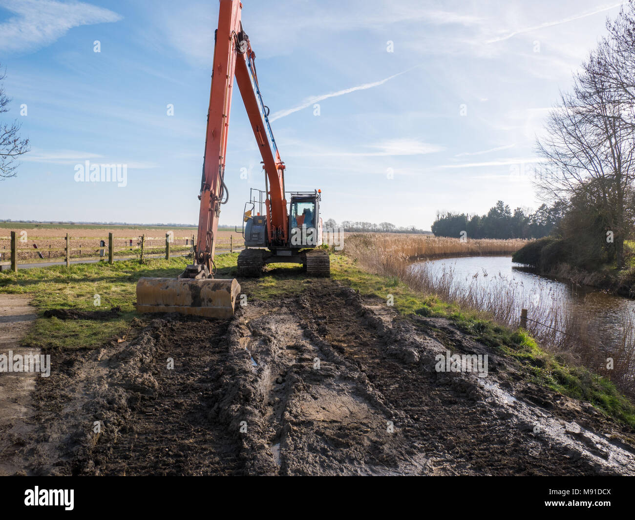 Dredging works hi-res stock photography and images - Alamy