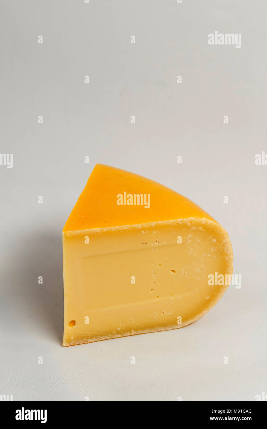 Coolea Farmhouse cheese aged at 18 months Stock Photo - Alamy