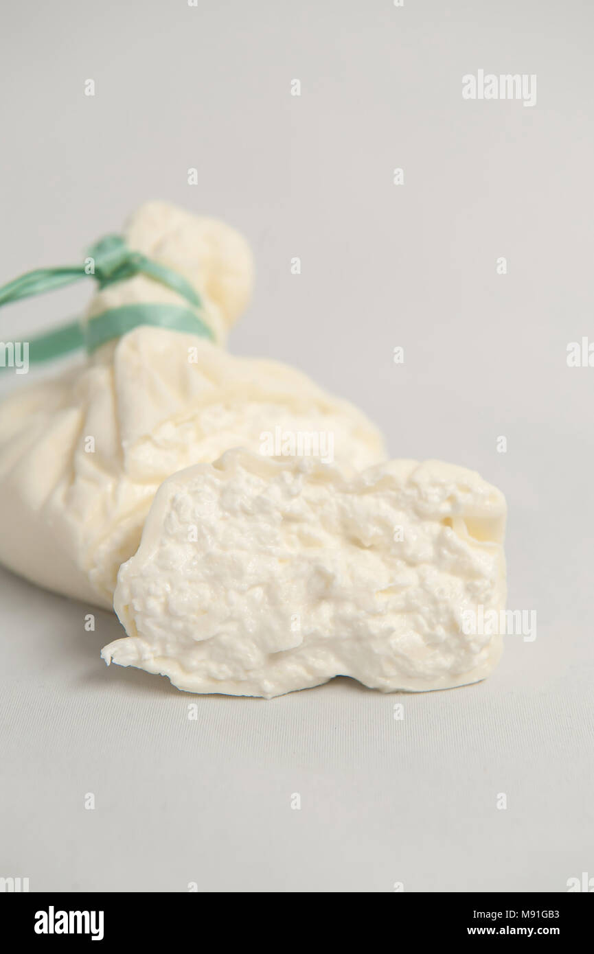 Buratta cheese hi-res stock photography and images - Alamy