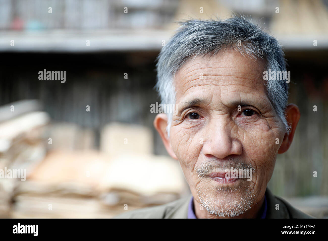 Old man portrait vietnam southeast hi-res stock photography and images ...