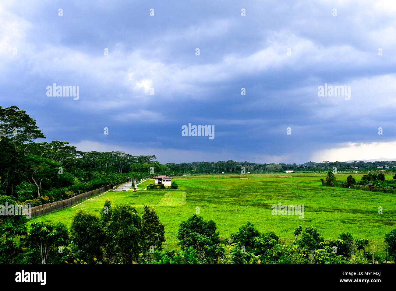 Overcast stormy weather scene hi-res stock photography and images - Alamy
