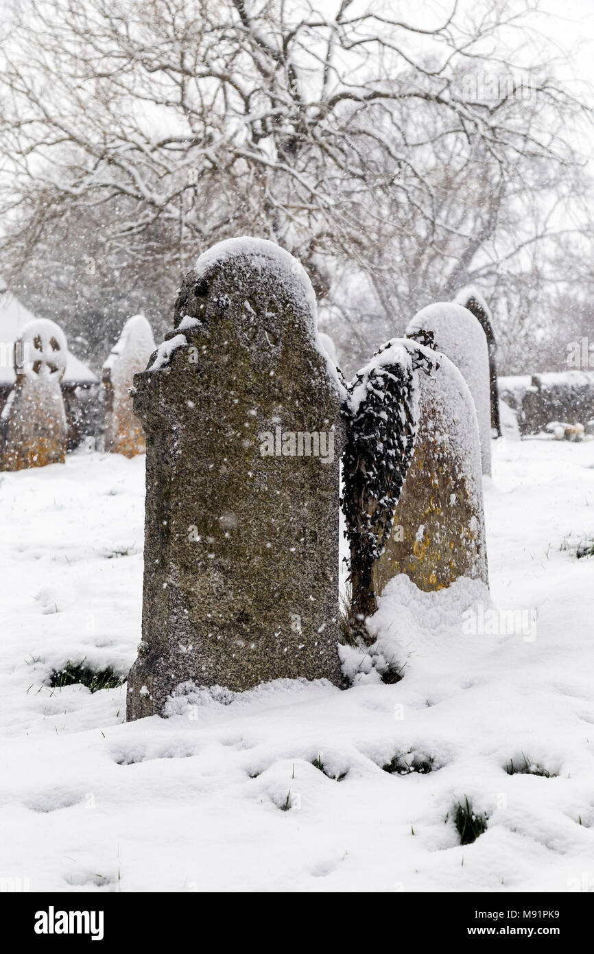 Community burial ground hi-res stock photography and images - Alamy