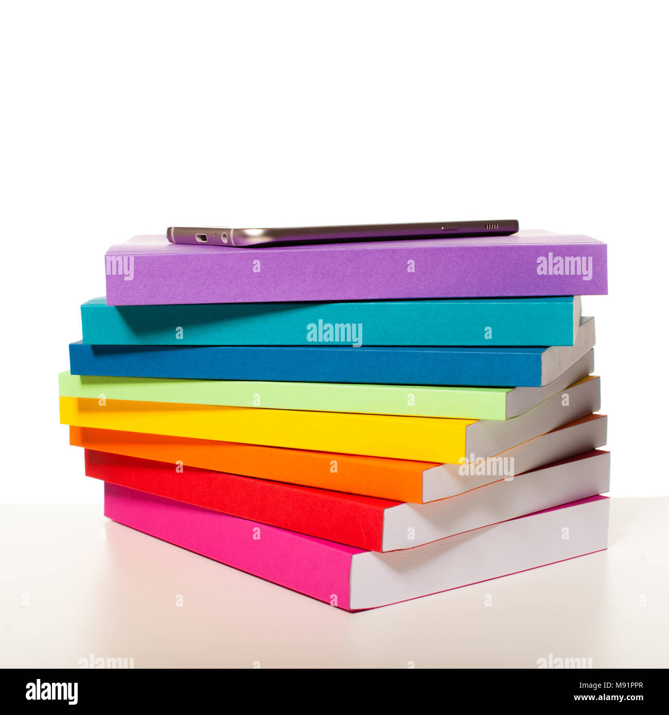 Electronic library in smartphone Stock Photo - Alamy