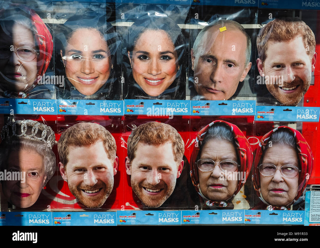 Royal family face masks hi-res stock photography and images - Alamy