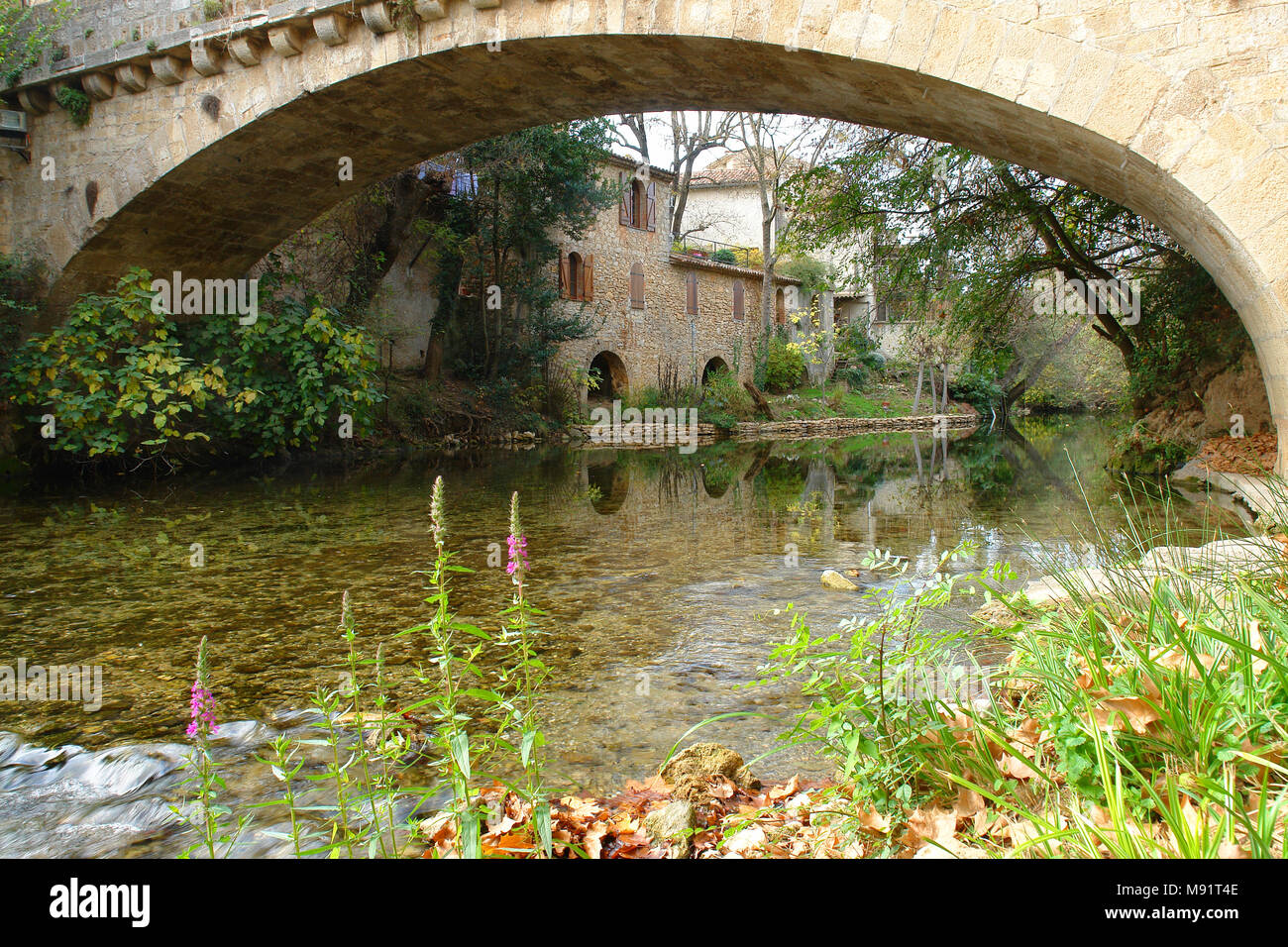 Correns france village hi-res stock photography and images - Alamy