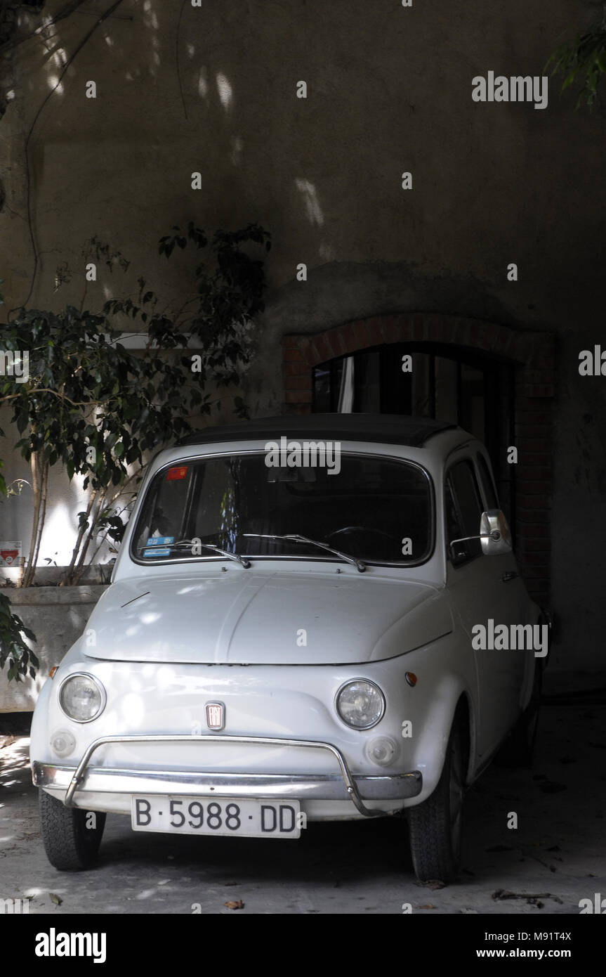 Antic car hi-res stock photography and images - Alamy