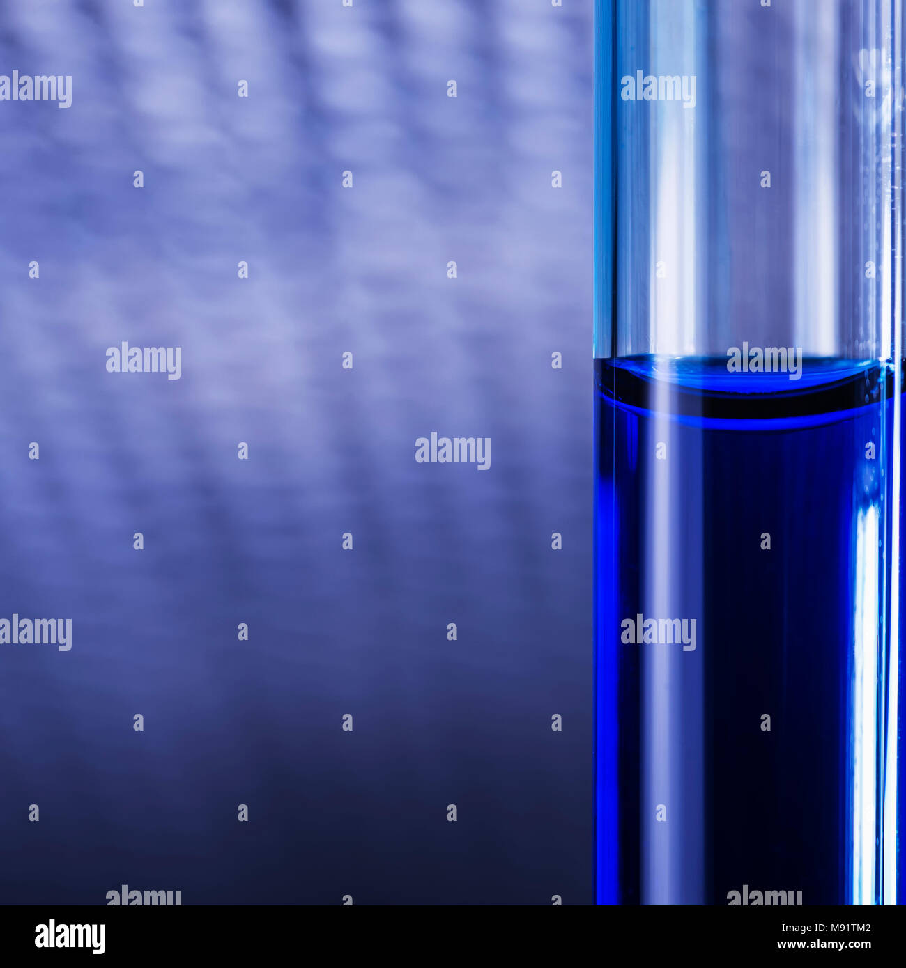 Medical analysis laboratory hi-res stock photography and images - Alamy